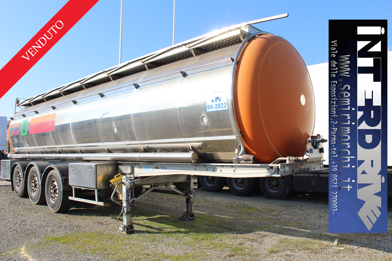 semirimorchio cisterna alimentare grapar menci usata