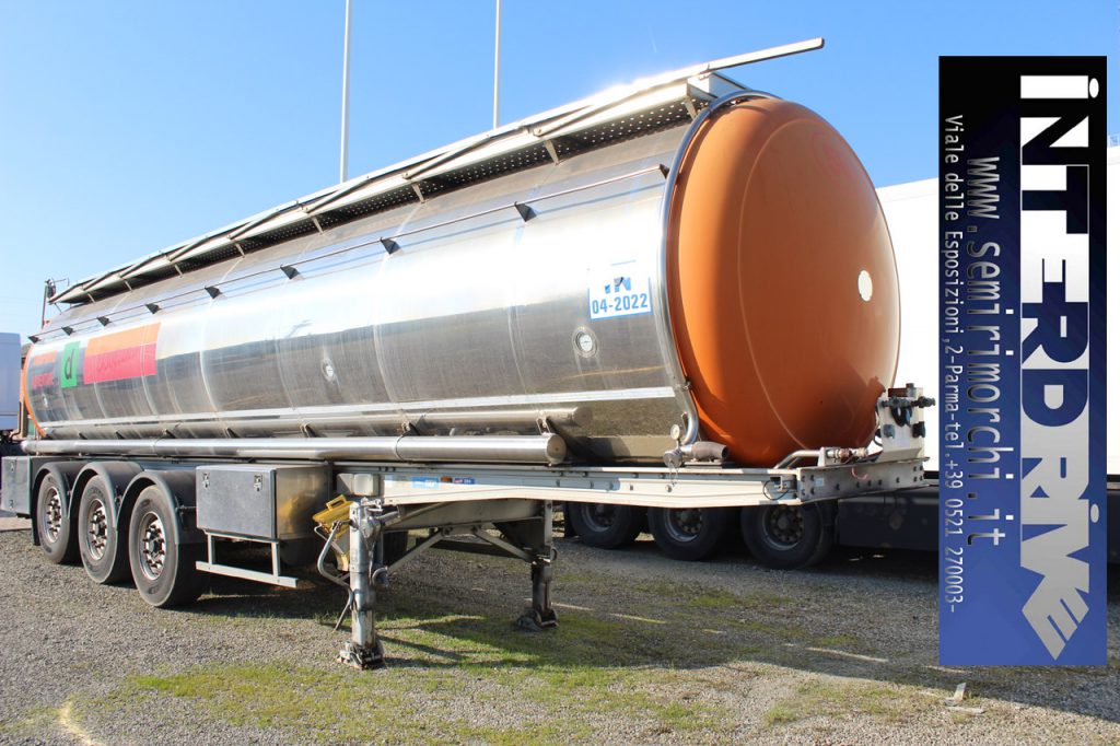 semirimorchio cisterna alimentare grapar menci usata